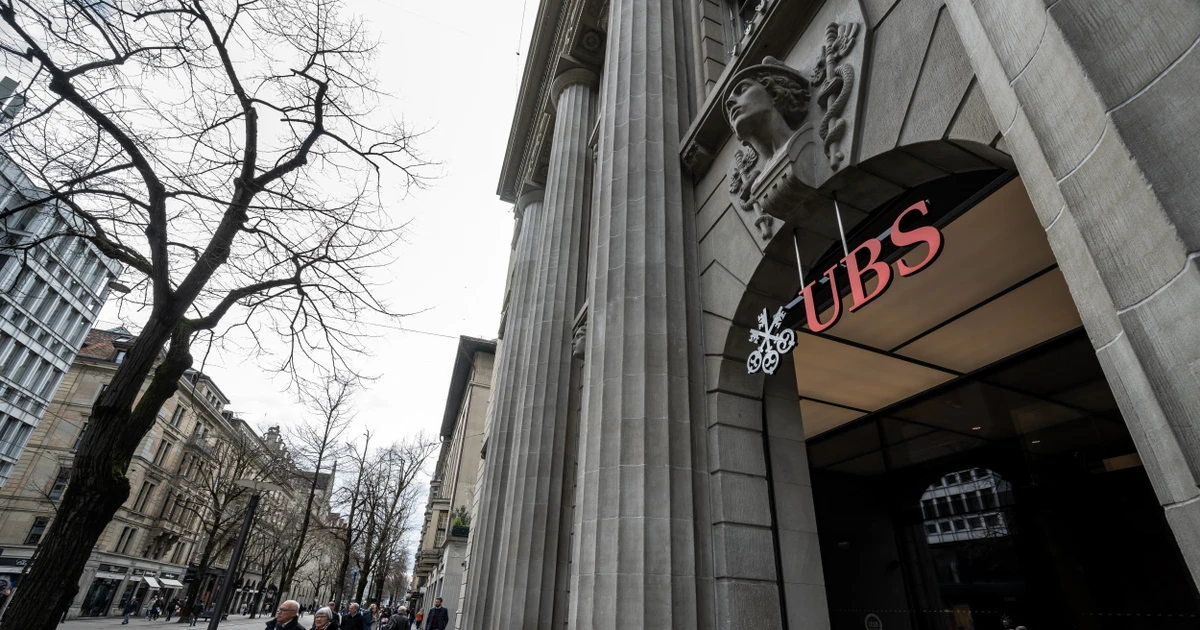 Ngân hàng UBS hoàn tất thương vụ thâu tóm Credit Suisse | Vietnam+ ...