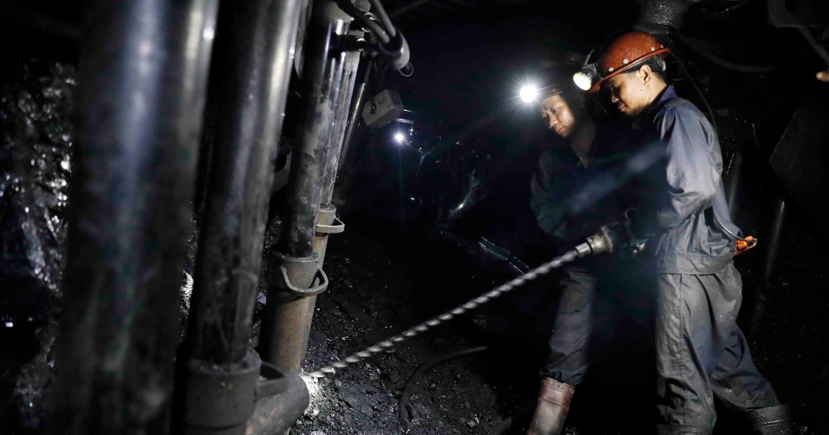 Nhiều công nhân ngành than đạt mức thu nhập "khủng" 600 triệu đồng một ...