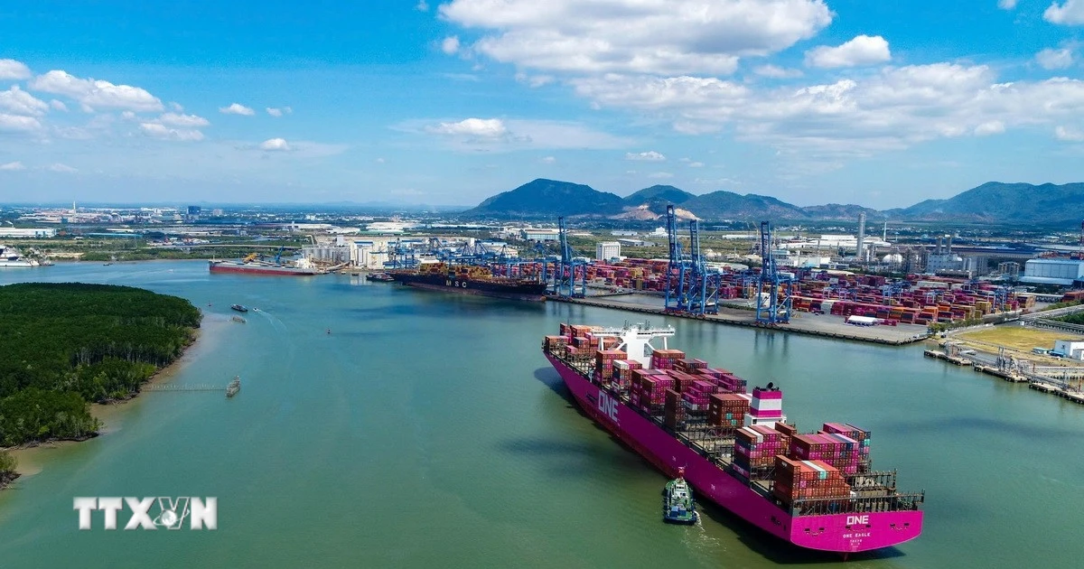 Cơ hội và thách thức ngành logistics Việt Nam