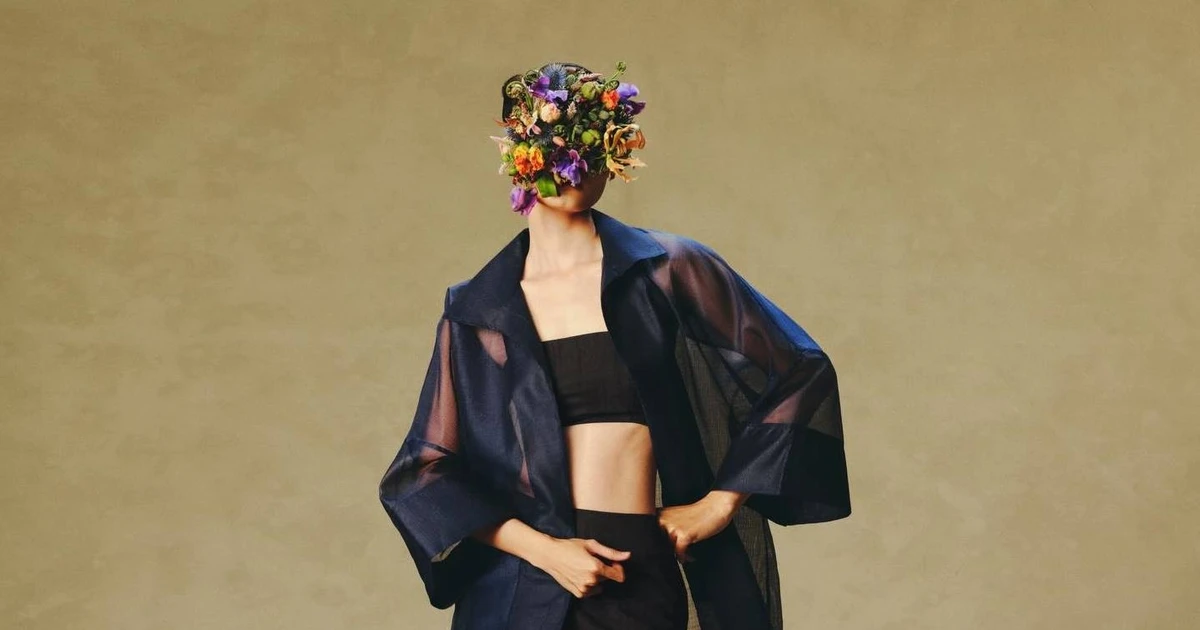 Vietnam International Fashion Week 2026 khai màn cùng gương mặt mới Môi ...