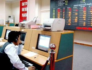 Hướng dẫn chuyển niêm yết từ HOSE sang HASTC | Vietnam+ (VietnamPlus)