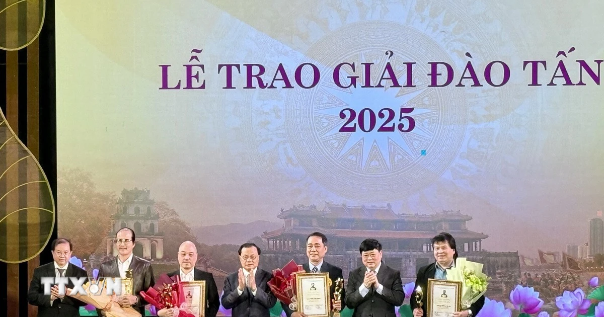 Giải thưởng Đào Tấn 2025 vinh danh 14 tác phẩm và cá nhân xuất sắc ...