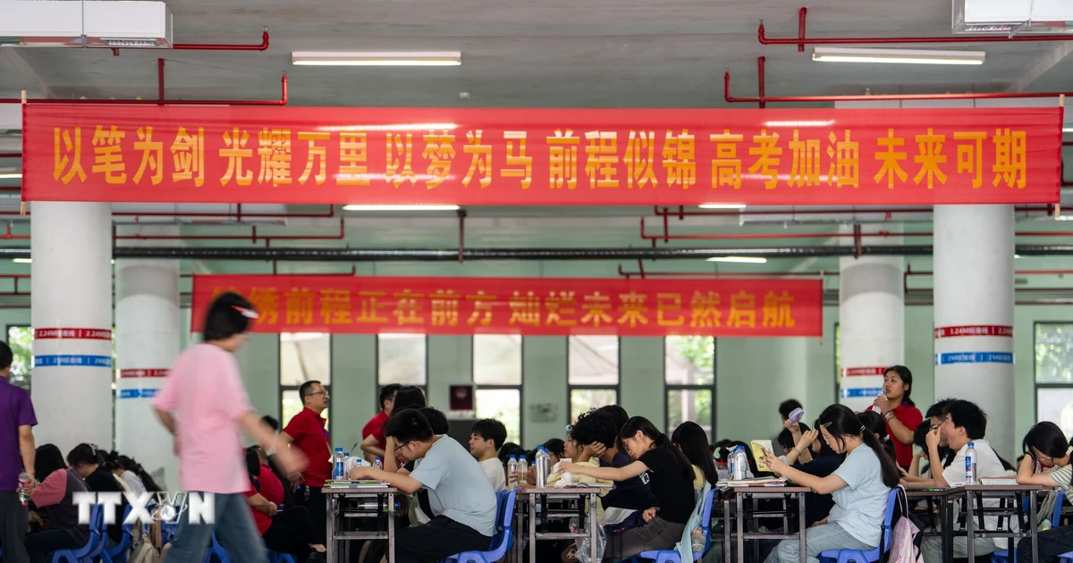 Tăng cường an ninh kỳ thi tuyển sinh đại học tại Trung Quốc