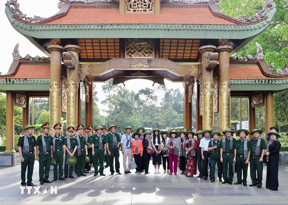 Địa đạo Củ Chi - Điểm du lịch độc đáo | Vietnam+ (VietnamPlus)