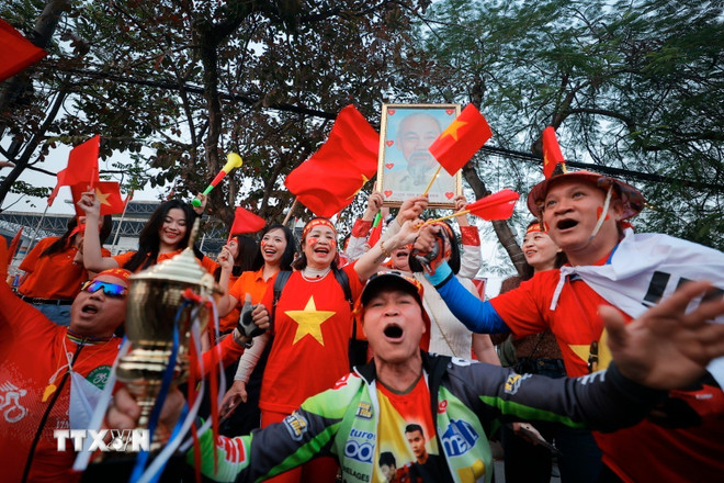 Chung kết lượt đi AFF Cup 2024: Việt Nam vs Thái Lan 2-1 | Vietnam+ ...