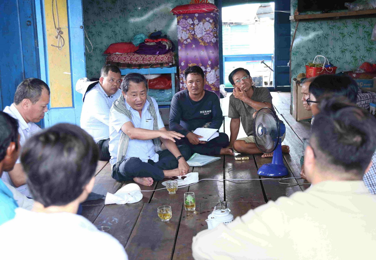 Quan tâm hỗ trợ việc học của con em người gốc Việt trên Biển Hồ Tonle Sap | Vietnam+ (VietnamPlus)