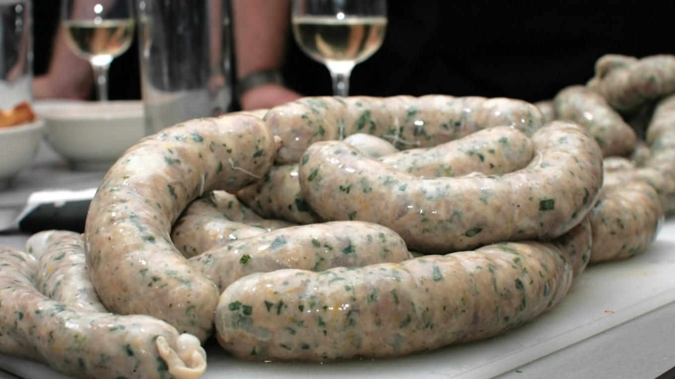 Kolbasa - loại thực phẩm truyền thống mang tính biểu tượng của người ...