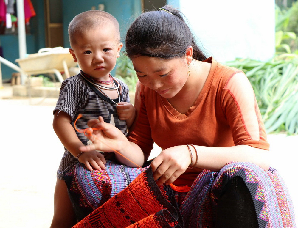 Lóng Luông bình yên sau khi hai trùm ma túy bị tiêu diệt | Vietnam+ ...