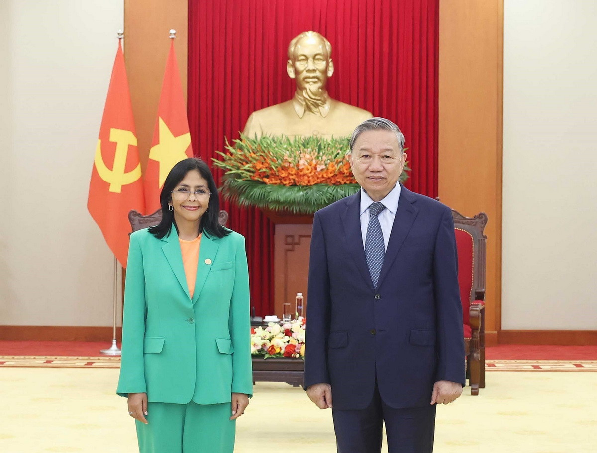 Tổng Bí thư Tô Lâm tiếp Phó Tổng thống Venezuela Delcy Rodriguez Gomez ...