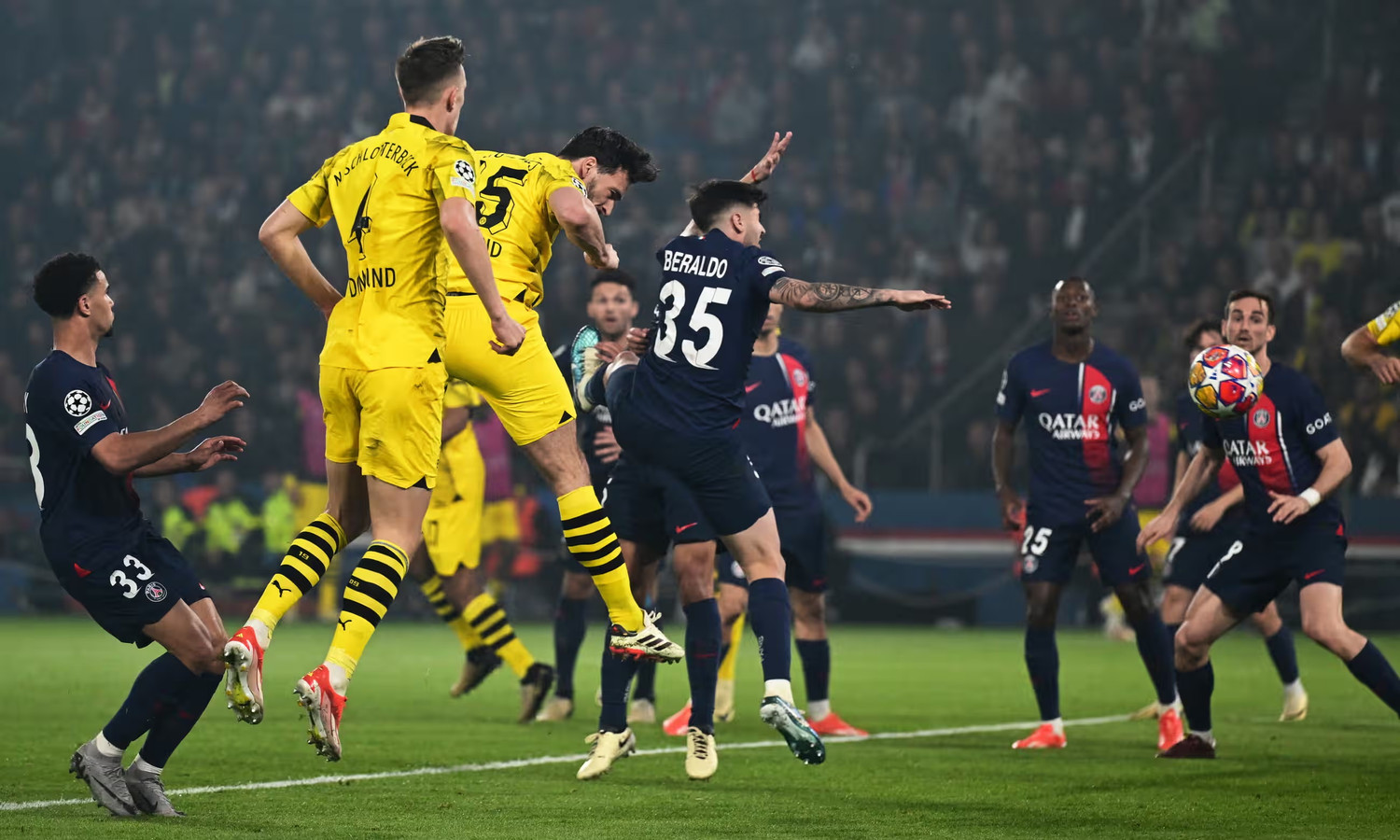 Đánh bại PSG, Dortmund giành quyền vào chung kết Champions League | Vietnam+ (VietnamPlus)