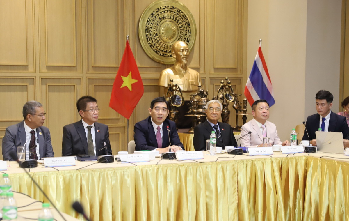 Doanh nhân kiều bào tâm huyết với việc đưa hàng Việt Nam vào thị trường ...