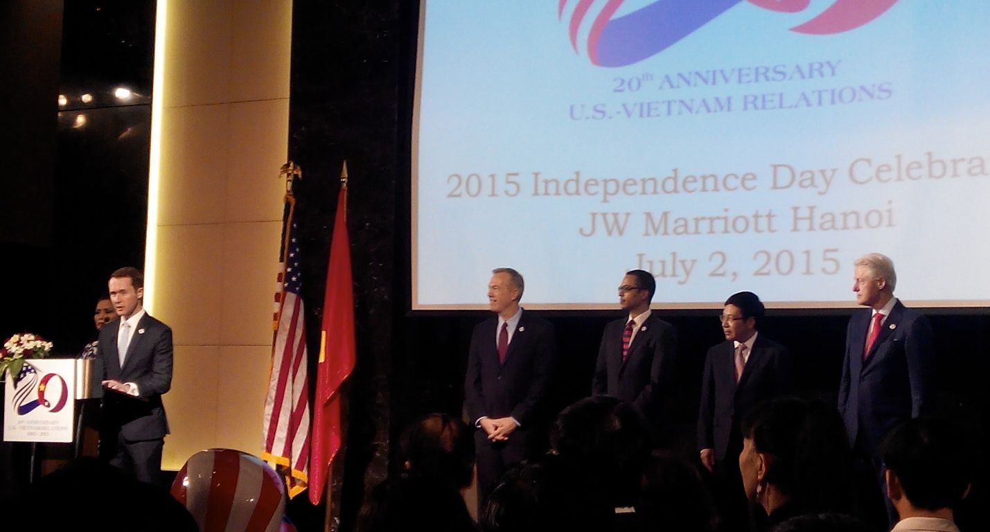 Ông Bill Clinton chia sẻ về đại học tư nhân phi lợi nhuận ở Việt Nam ...